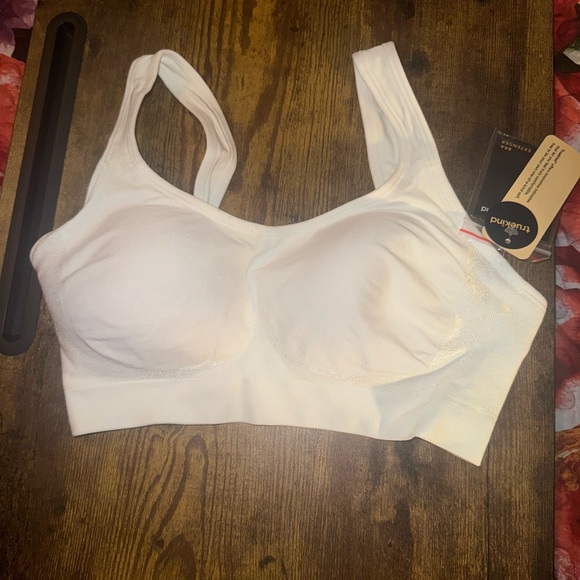 Truekind | Intimates & Sleepwear | Truekind Shapet Bra M | Poshmark